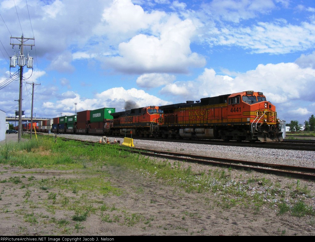 BNSF 4441